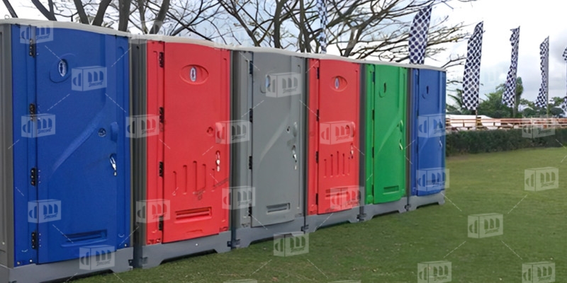 What are the types of mobile toilets? - DREAMMAKER PORTABLE TOILETS